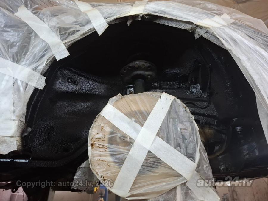 Black Ford Mondeo 2014 in Tartu, with an engine capacity of 2.00 L and mileage of 275 thousand km for 3850 €, photo 23 on AUTOMOTO.COM.LV