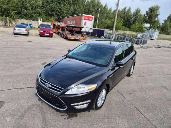 Ford Mondeo 2014 in Panevezys on AUTOMOTO.COM.LV Black Ford Mondeo 2014 in Panevezys, with an engine capacity of 2.00 L and mileage of 289 thousand km for 4350 €, photo 10 on AUTOMOTO.COM.LV