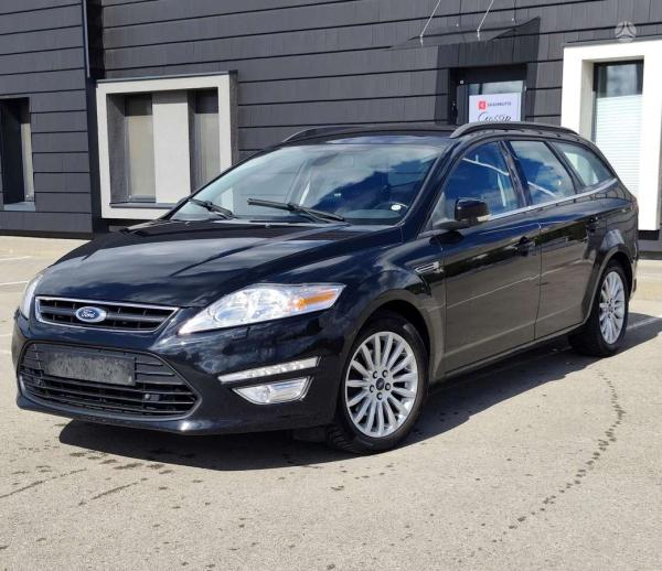 Ford Mondeo 2014 in Kaunas on AUTOMOTO.COM.LV Black Ford Mondeo 2014 in Kaunas, with an engine capacity of 1.56 L and mileage of 292 thousand km for 3699 €, photo 1 on AUTOMOTO.COM.LV