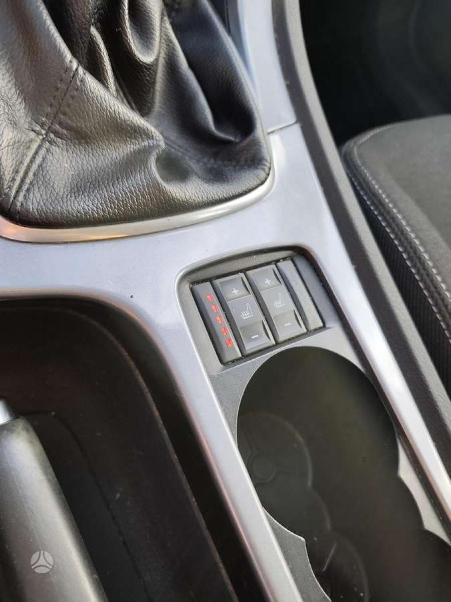 Melns Ford Mondeo 2014 Kauņa, ar dzinēja tilpumu 1.56 L un nobraukumu 292 tūkst. km par 3699 €, foto 12 vietnē AUTOMOTO.COM.LV