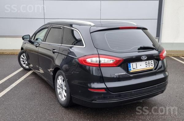 Melns Ford Mondeo 2015 Rīga, ar dzinēja tilpumu 1.60 L un nobraukumu 238 tūkst. km par 6990 €, foto 5 vietnē AUTOMOTO.COM.LV