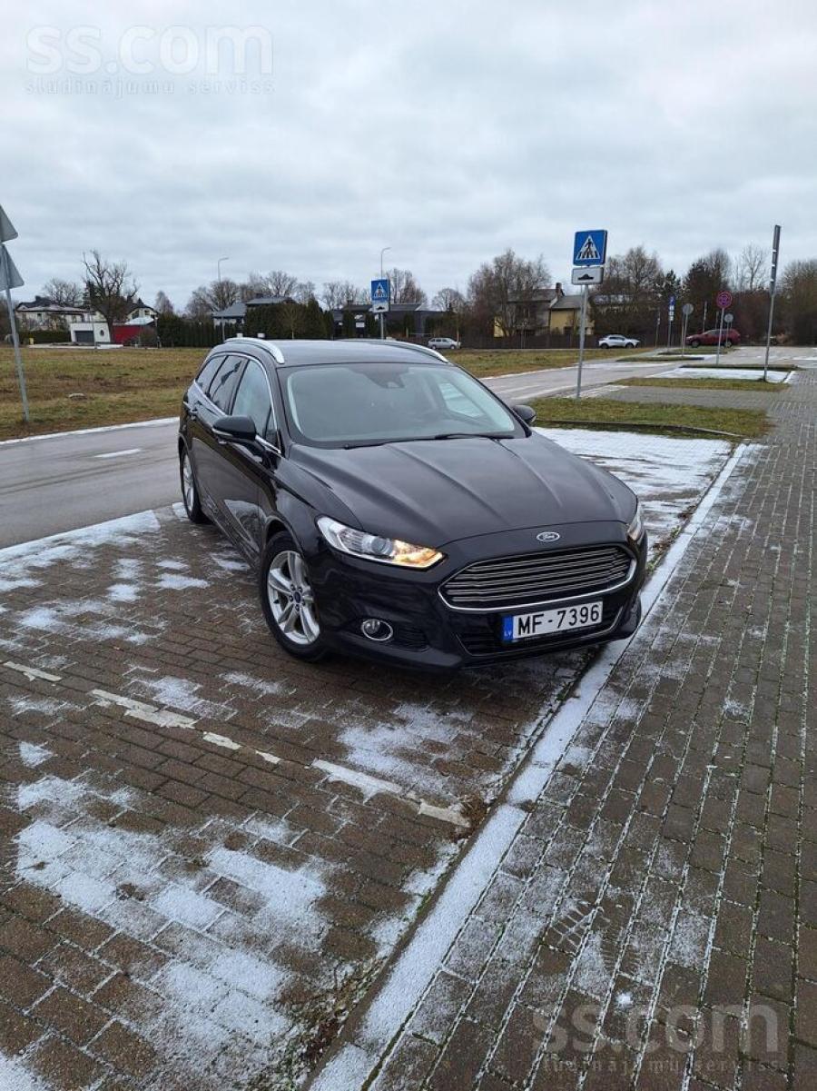 Black Ford Mondeo 2015 in Riga, with an engine capacity of 1.50 L and mileage of 142 thousand km for 6500 €, photo 2 on AUTOMOTO.COM.LV