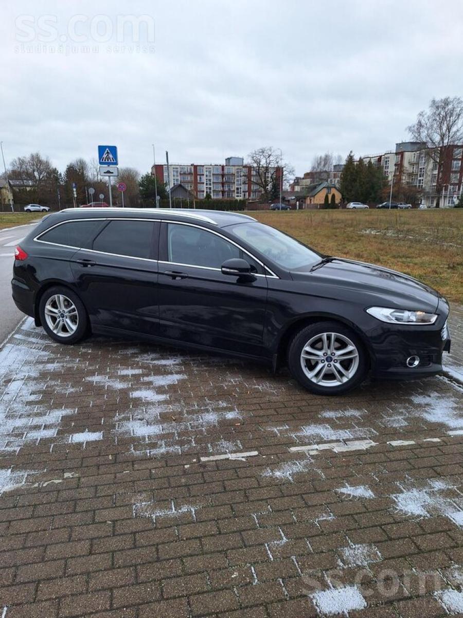 Black Ford Mondeo 2015 in Riga, with an engine capacity of 1.50 L and mileage of 142 thousand km for 6500 €, photo 3 on AUTOMOTO.COM.LV