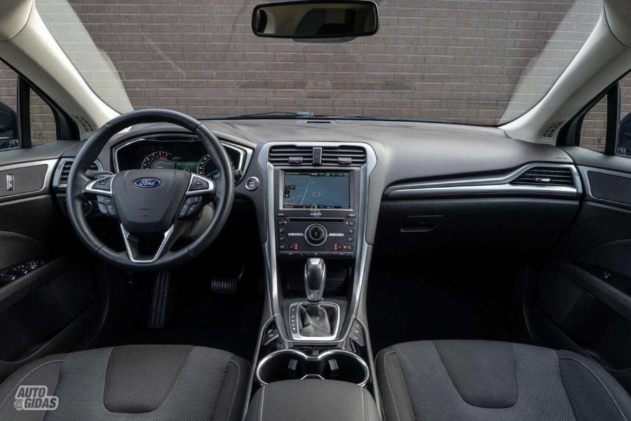 Melns Ford Mondeo 2015 Marijampole, ar dzinēja tilpumu 2.00 L un nobraukumu 264 tūkst. km par 8450 €, foto 15 vietnē AUTOMOTO.COM.LV