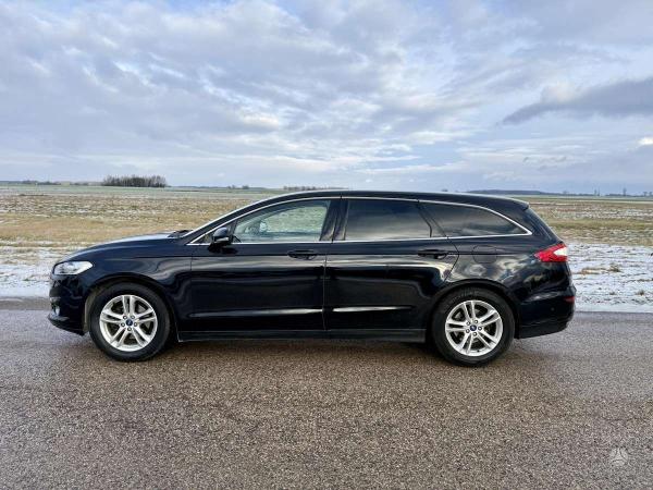 Melns Ford Mondeo 2015 Vilkaviškis, ar dzinēja tilpumu 2.00 L un nobraukumu 281 tūkst. km par 7200 €, foto 5 vietnē AUTOMOTO.COM.LV
