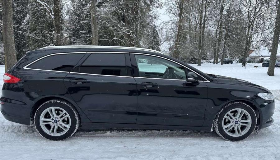 Melns Ford Mondeo 2015 Kauņa, ar dzinēja tilpumu 2.00 L un nobraukumu 220 tūkst. km par 7700 €, foto 27 vietnē AUTOMOTO.COM.LV