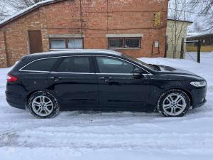 Black Ford Mondeo 2015 in Utena, with an engine capacity of 2.00 L and mileage of 337 thousand km for 6100 €, photo 4 on AUTOMOTO.COM.LV