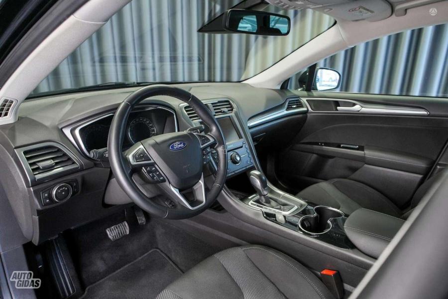 Melns Ford Mondeo 2015 Marijampole, ar dzinēja tilpumu 2.00 L un nobraukumu 264 tūkst. km par 7950 €, foto 23 vietnē AUTOMOTO.COM.LV