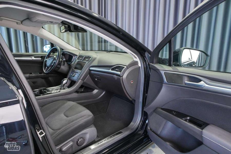 Melns Ford Mondeo 2015 Marijampole, ar dzinēja tilpumu 2.00 L un nobraukumu 264 tūkst. km par 7950 €, foto 32 vietnē AUTOMOTO.COM.LV