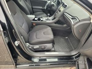 Black Ford Mondeo 2015 in Tartu, with an engine capacity of 2.00 L and mileage of 232 thousand km for 8299 €, photo 8 on AUTOMOTO.COM.LV