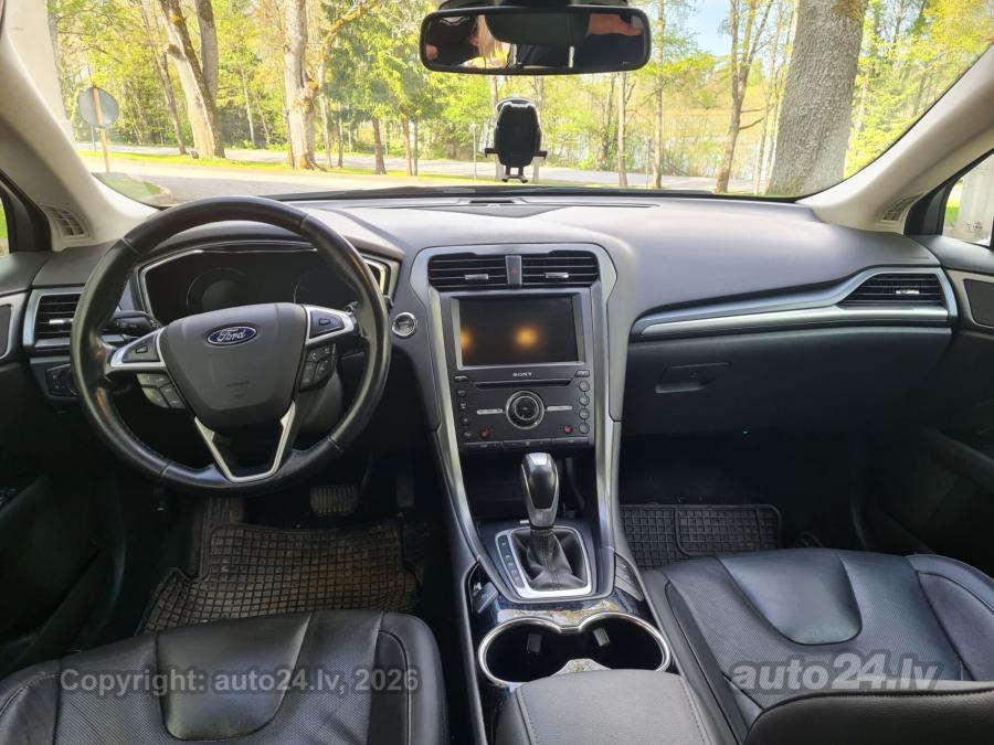 Melns Ford Mondeo 2015 Elva, ar dzinēja tilpumu 2.00 L un nobraukumu 329 tūkst. km par 6500 €, foto 3 vietnē AUTOMOTO.COM.LV