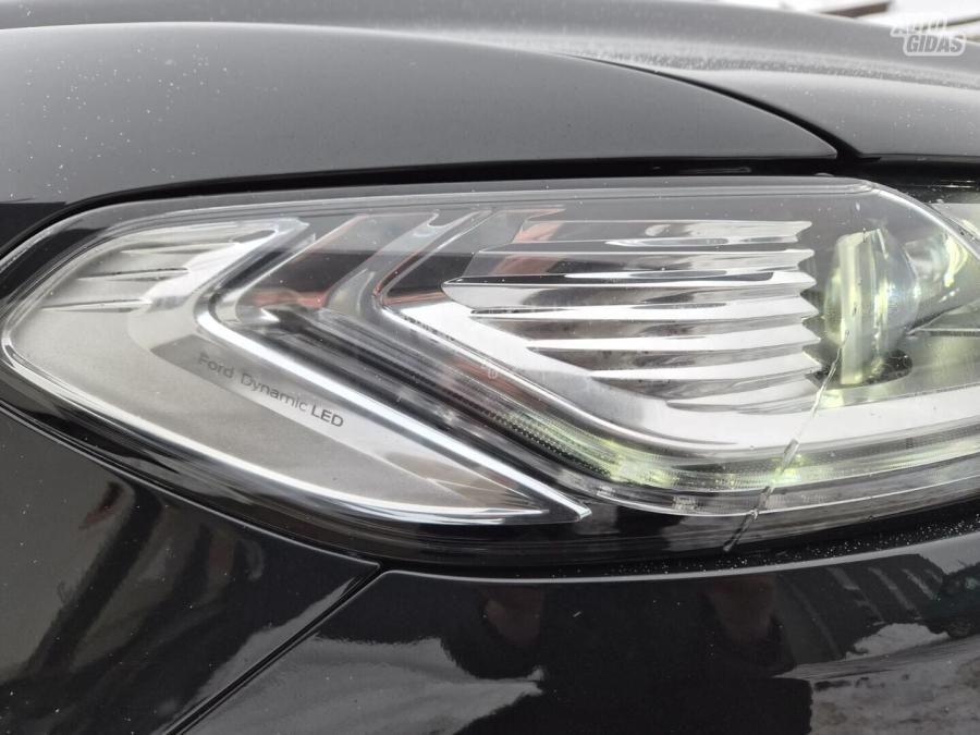 Black Ford Mondeo 2015 in Vilnius, with an engine capacity of 2.00 L and mileage of 249 thousand km for 7100 €, photo 9 on AUTOMOTO.COM.LV