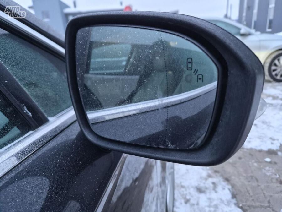 Black Ford Mondeo 2015 in Vilnius, with an engine capacity of 2.00 L and mileage of 249 thousand km for 7100 €, photo 10 on AUTOMOTO.COM.LV