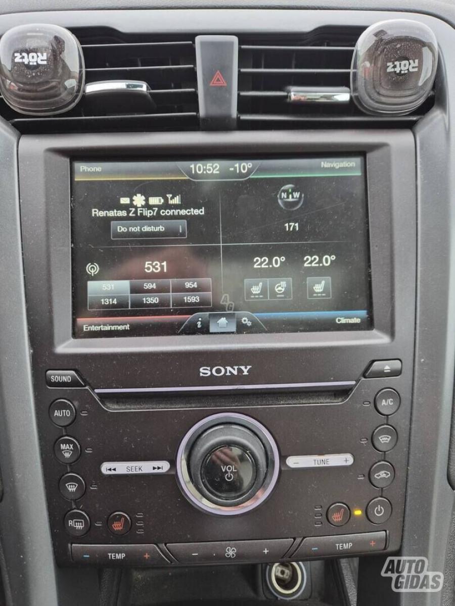 Black Ford Mondeo 2015 in Vilnius, with an engine capacity of 2.00 L and mileage of 249 thousand km for 7100 €, photo 14 on AUTOMOTO.COM.LV
