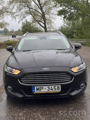Melns Ford Mondeo 2015 Rīga, ar dzinēja tilpumu 1.50 L un nobraukumu 297 tūkst. km par 5550 €, foto 3 vietnē AUTOMOTO.COM.LV