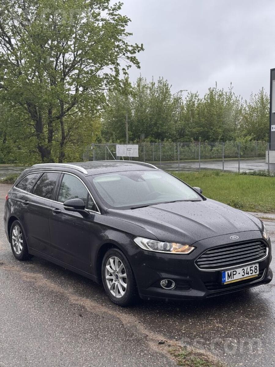 Melns Ford Mondeo 2015 Rīga, ar dzinēja tilpumu 1.50 L un nobraukumu 297 tūkst. km par 5550 €, foto 4 vietnē AUTOMOTO.COM.LV