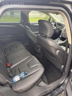 Melns Ford Mondeo 2015 Rīga, ar dzinēja tilpumu 1.50 L un nobraukumu 297 tūkst. km par 5550 €, foto 12 vietnē AUTOMOTO.COM.LV
