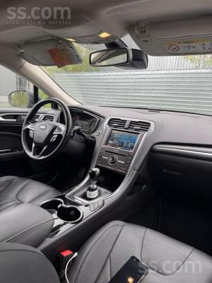 Melns Ford Mondeo 2015 Rīga, ar dzinēja tilpumu 1.50 L un nobraukumu 297 tūkst. km par 5550 €, foto 13 vietnē AUTOMOTO.COM.LV