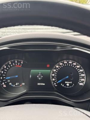 Melns Ford Mondeo 2015 Rīga, ar dzinēja tilpumu 1.50 L un nobraukumu 297 tūkst. km par 5550 €, foto 16 vietnē AUTOMOTO.COM.LV