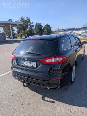 Black Ford Mondeo 2015 in Cesis, with an engine capacity of 2.00 L and mileage of 380 thousand km for 7255 €, photo 7 on AUTOMOTO.COM.LV