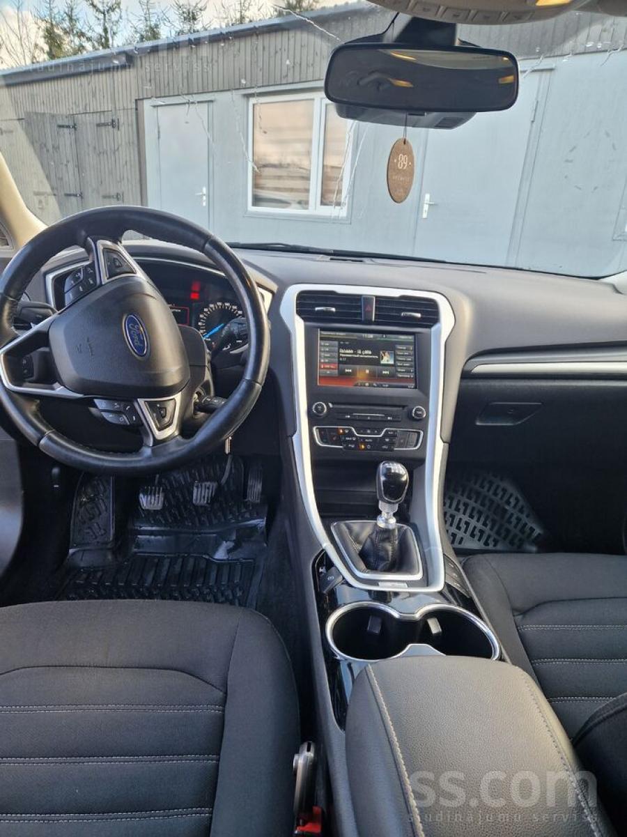 Melns Ford Mondeo 2015 Rēzekne, ar dzinēja tilpumu 2.00 L un nobraukumu 0 tūkst. km par 6800 €, foto 4 vietnē AUTOMOTO.COM.LV
