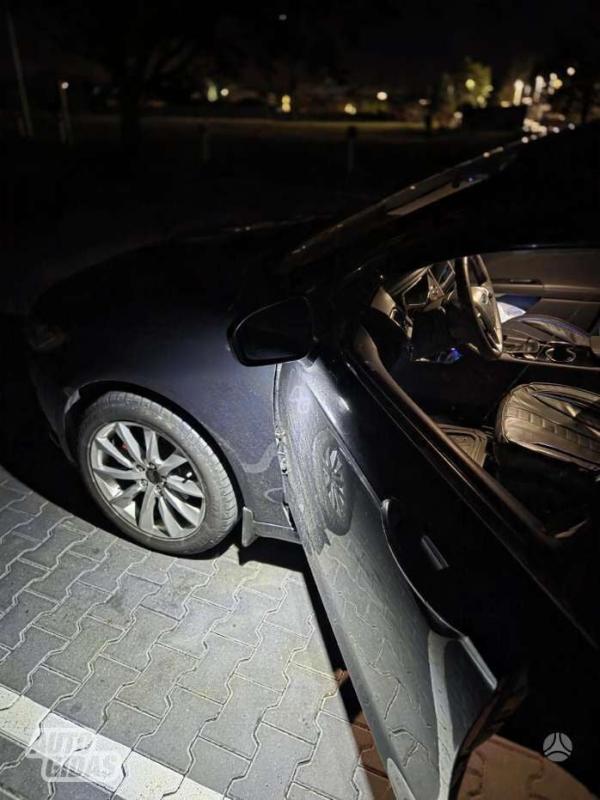Black Ford Mondeo 2015 in Kaunas, with an engine capacity of 1.60 L and mileage of 235 thousand km for 8000 €, photo 9 on AUTOMOTO.COM.LV