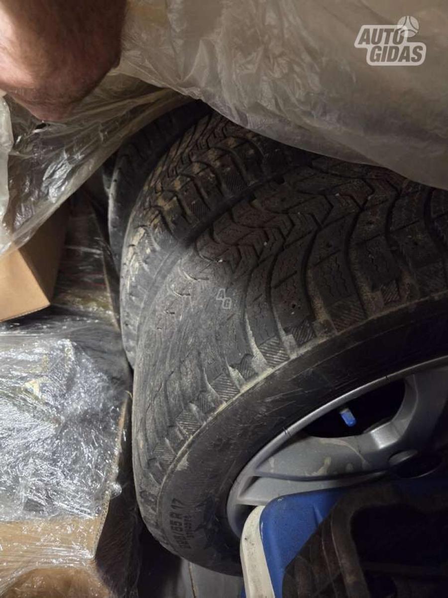 Melns Ford Mondeo 2015 Kauņa, ar dzinēja tilpumu 1.60 L un nobraukumu 235 tūkst. km par 8000 €, foto 18 vietnē AUTOMOTO.COM.LV