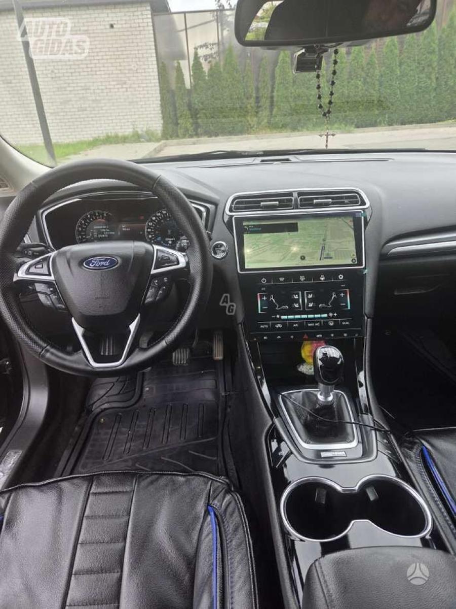 Melns Ford Mondeo 2015 Kauņa, ar dzinēja tilpumu 1.60 L un nobraukumu 235 tūkst. km par 8000 €, foto 30 vietnē AUTOMOTO.COM.LV