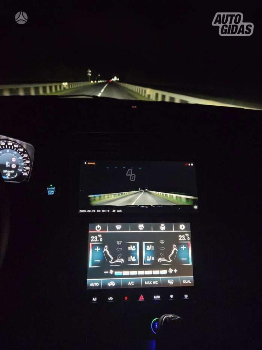Melns Ford Mondeo 2015 Kauņa, ar dzinēja tilpumu 1.60 L un nobraukumu 235 tūkst. km par 8000 €, foto 34 vietnē AUTOMOTO.COM.LV