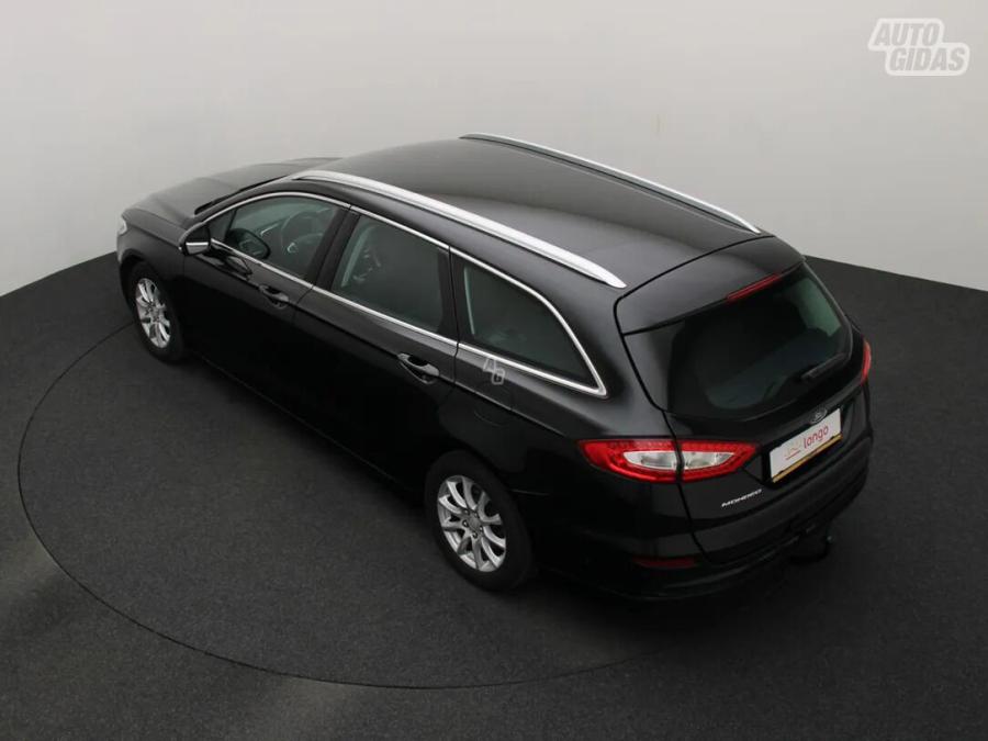 Black Ford Mondeo 2015 in Vilnius, with an engine capacity of 2.00 L and mileage of 254 thousand km for 7599 €, photo 13 on AUTOMOTO.COM.LV