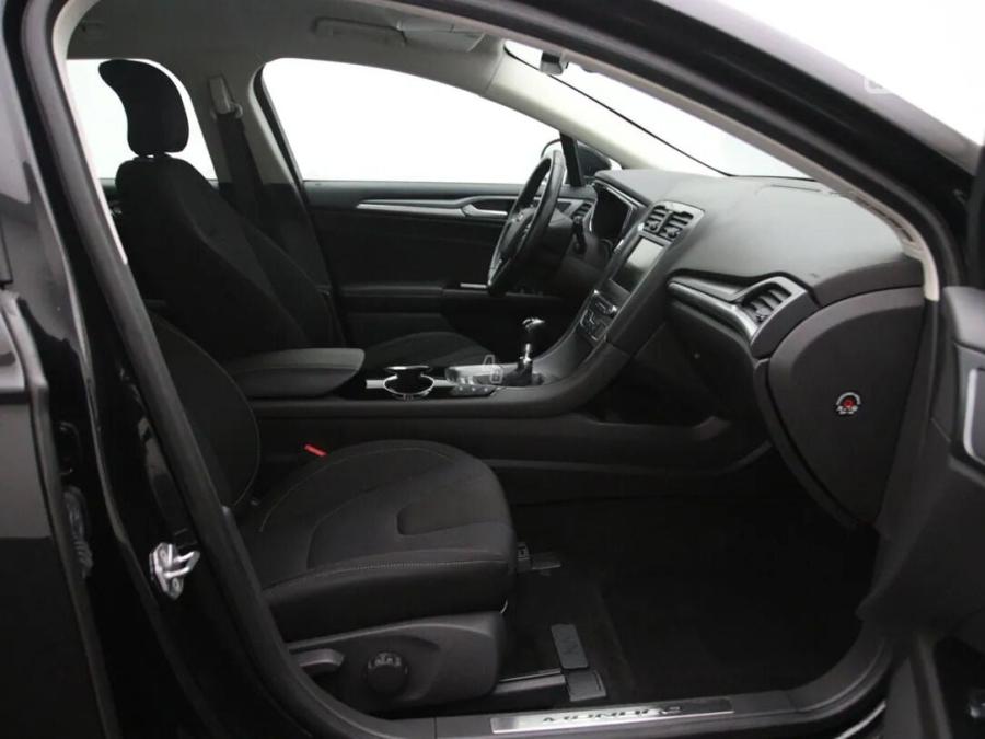 Black Ford Mondeo 2015 in Vilnius, with an engine capacity of 2.00 L and mileage of 254 thousand km for 7599 €, photo 15 on AUTOMOTO.COM.LV