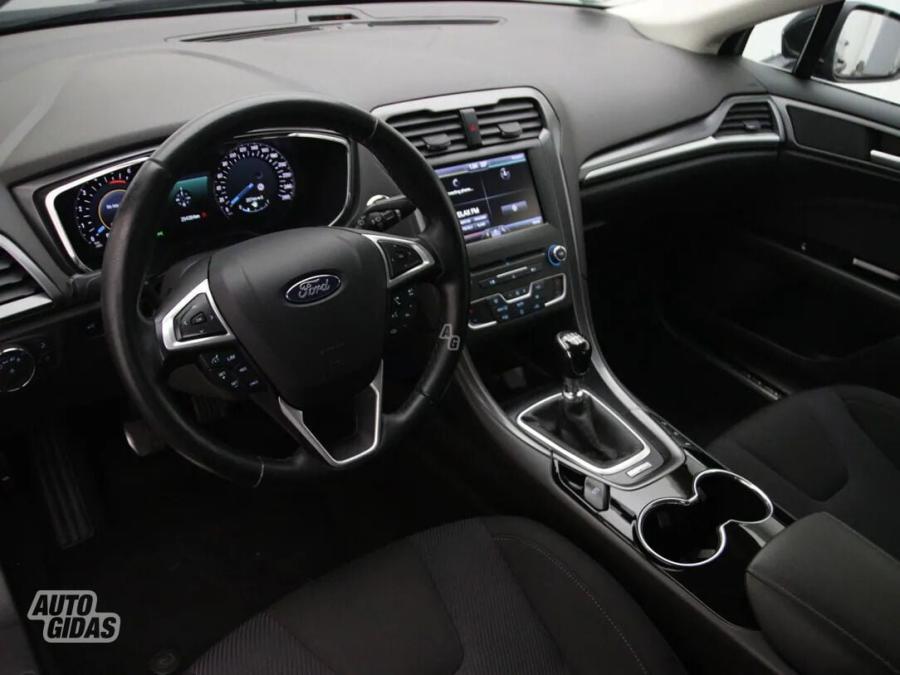 Black Ford Mondeo 2015 in Vilnius, with an engine capacity of 2.00 L and mileage of 254 thousand km for 7599 €, photo 17 on AUTOMOTO.COM.LV