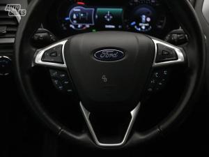 Black Ford Mondeo 2015 in Vilnius, with an engine capacity of 2.00 L and mileage of 254 thousand km for 7599 €, photo 19 on AUTOMOTO.COM.LV