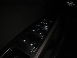 Black Ford Mondeo 2015 in Vilnius, with an engine capacity of 2.00 L and mileage of 254 thousand km for 7599 €, photo 27 on AUTOMOTO.COM.LV