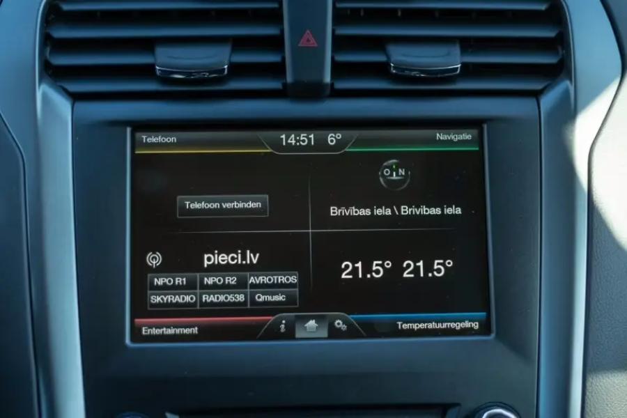Черный Форд Мондео 2015 в Лиепая, объемом двигателя 1.60 л и пробегом 279 тыс. км за 10500 €, фото 21 на AUTOMOTO.COM.LV