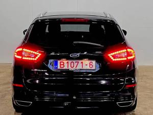 Black Ford Mondeo 2015 in Jurmala, with an engine capacity of 2.00 L and mileage of 284 thousand km for 8995 €, photo 13 on AUTOMOTO.COM.LV