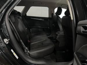 Black Ford Mondeo 2015 in Jurmala, with an engine capacity of 2.00 L and mileage of 284 thousand km for 8995 €, photo 25 on AUTOMOTO.COM.LV