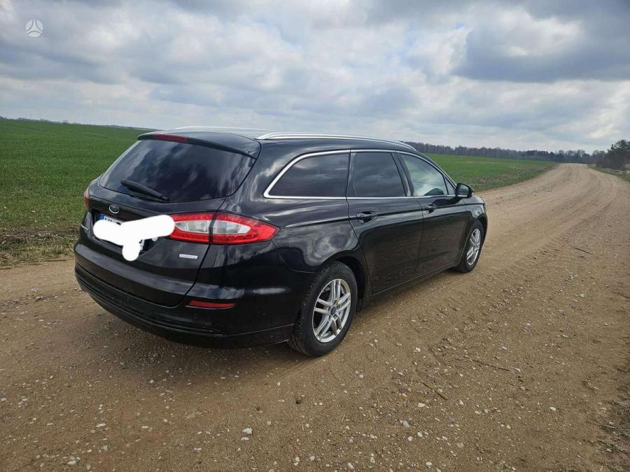 Black Ford Mondeo 2015 in Kaunas, with an engine capacity of 1.50 L and mileage of 240 thousand km for 4200 €, photo 3 on AUTOMOTO.COM.LV