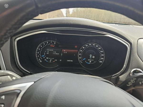 Melns Ford Mondeo 2015 Kauņa, ar dzinēja tilpumu 1.50 L un nobraukumu 240 tūkst. km par 4200 €, foto 4 vietnē AUTOMOTO.COM.LV