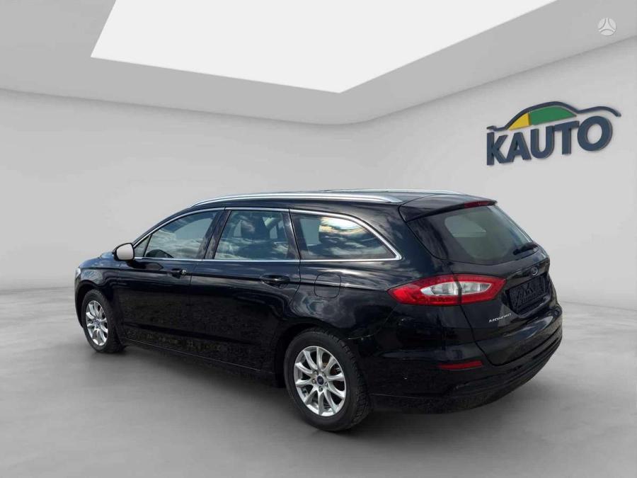 Melns Ford Mondeo 2015 Kauņa, ar dzinēja tilpumu 2.00 L un nobraukumu 268 tūkst. km par 6490 €, foto 4 vietnē AUTOMOTO.COM.LV