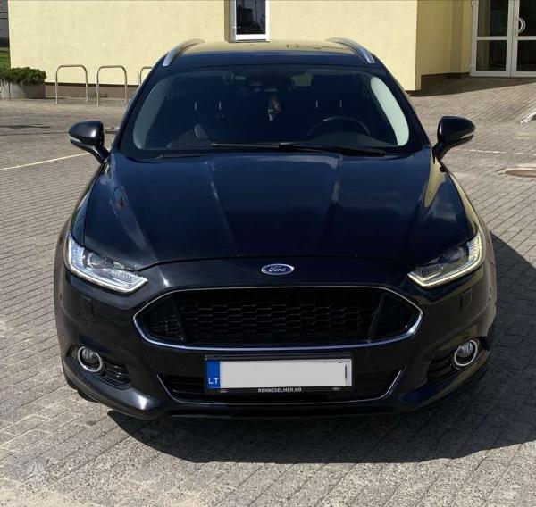 Black Ford Mondeo 2015 in Vilnius, with an engine capacity of 2.00 L and mileage of 246 thousand km for 7999 €, photo 2 on AUTOMOTO.COM.LV