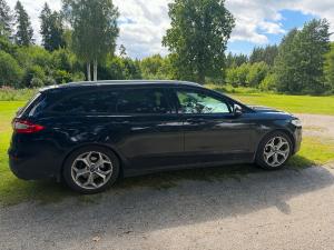 Black Ford Mondeo 2015 in Rakvere, with an engine capacity of 2.00 L and mileage of 286 thousand km for 6450 €, photo 5 on AUTOMOTO.COM.LV