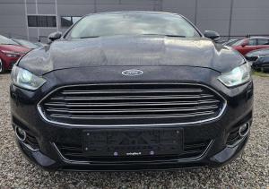 Black Ford Mondeo 2015 in Kaunas, with an engine capacity of 2.00 L and mileage of 262 thousand km for 6999 €, photo 3 on AUTOMOTO.COM.LV