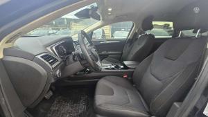 Black Ford Mondeo 2015 in Kaunas, with an engine capacity of 2.00 L and mileage of 262 thousand km for 6999 €, photo 10 on AUTOMOTO.COM.LV