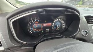 Black Ford Mondeo 2015 in Kaunas, with an engine capacity of 2.00 L and mileage of 262 thousand km for 6999 €, photo 12 on AUTOMOTO.COM.LV