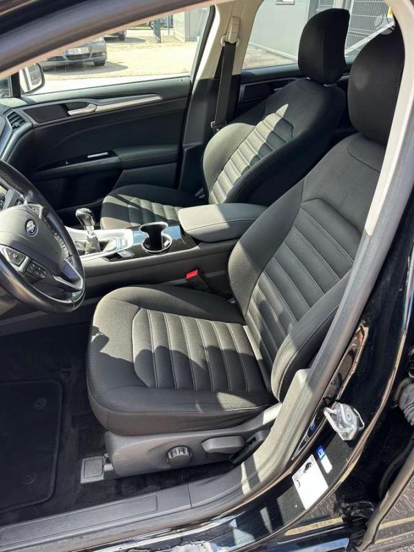 Ford Mondeo 2015 Marijampole vietnē Melns Ford Mondeo 2015 Marijampole, ar dzinēja tilpumu 1.56 L un nobraukumu 229 tūkst. km par 6100 €, foto 8 vietnē AUTOMOTO.COM.LV