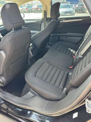 Melns Ford Mondeo 2015 Marijampole, ar dzinēja tilpumu 1.56 L un nobraukumu 229 tūkst. km par 6100 €, foto 15 vietnē AUTOMOTO.COM.LV