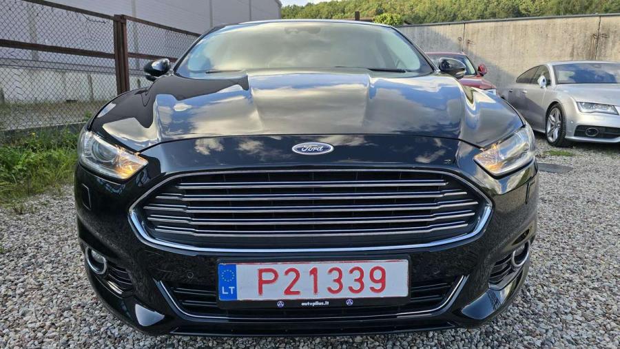 Black Ford Mondeo 2015 in Kaunas, with an engine capacity of 2.00 L and mileage of 262 thousand km for 6999 €, photo 3 on AUTOMOTO.COM.LV