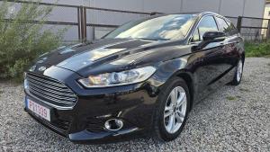 Black Ford Mondeo 2015 in Kaunas, with an engine capacity of 2.00 L and mileage of 262 thousand km for 6999 €, photo 4 on AUTOMOTO.COM.LV