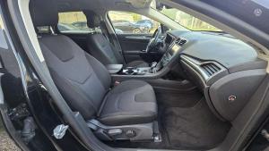 Black Ford Mondeo 2015 in Kaunas, with an engine capacity of 2.00 L and mileage of 262 thousand km for 6999 €, photo 12 on AUTOMOTO.COM.LV
